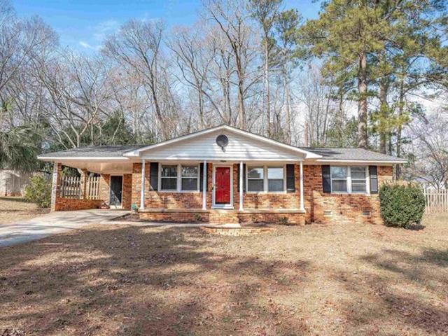 131 Laurel Dr, Lexington, SC 29072
