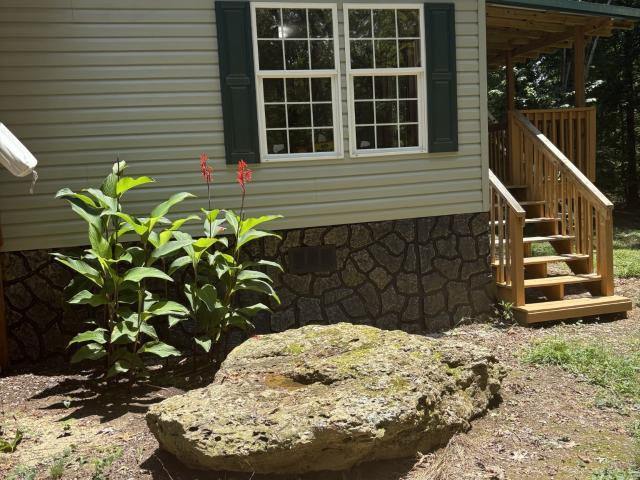 131 Laurel Trails Ln