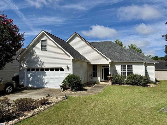 131 Lauren Wood Cir, Taylors, SC 29687