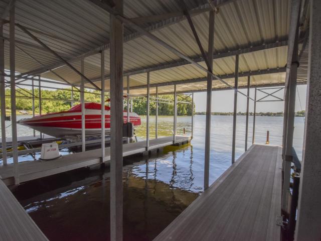 131 Lake Harbor Dr