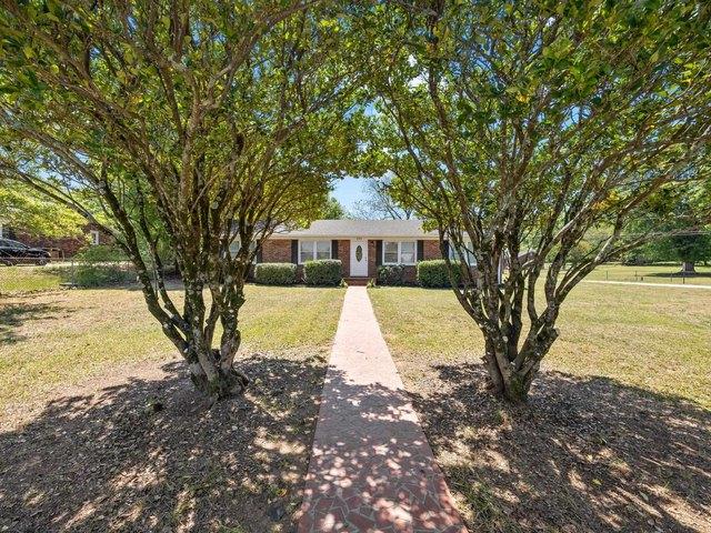 131 Linville Dr, Moore, SC 29369