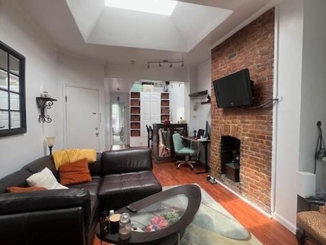 131 Madison St # 4L