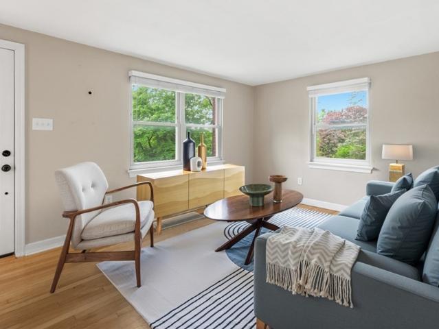 131 Manor Rd