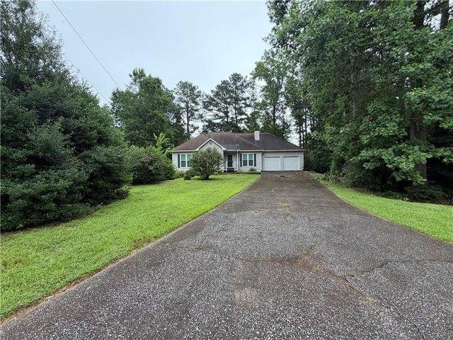 131 Maplewood Cv, Acworth, GA 30101