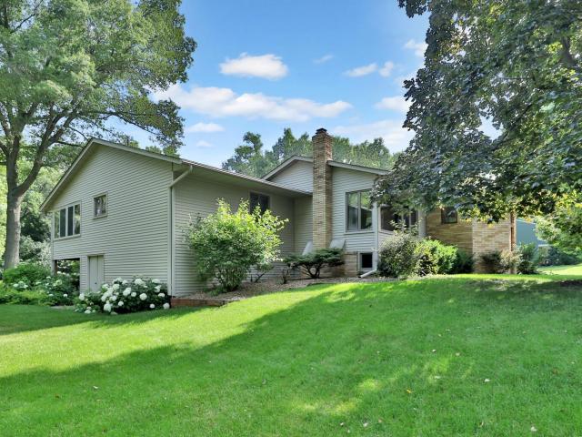 131 Marie Avenue W