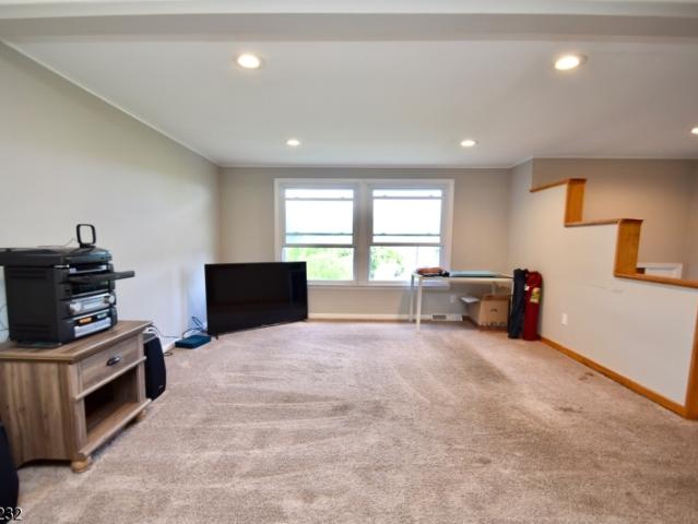 131 Munsonhurst Rd