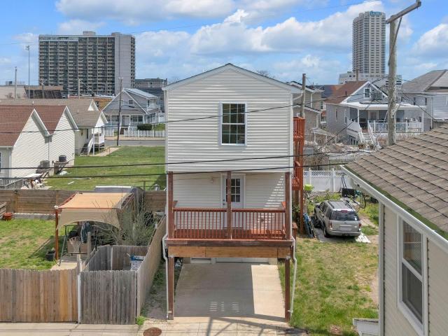 131 N Congress Ave