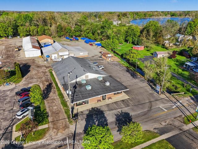 131 N Lake Street
