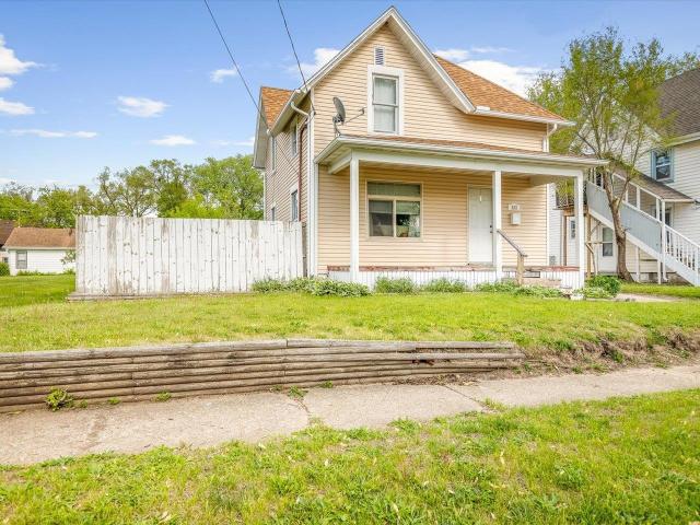 131 S 8th Street