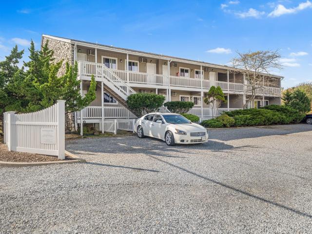 131 S Emerson Ave, Unit 235, Montauk, NY 11954 | MLS #1009