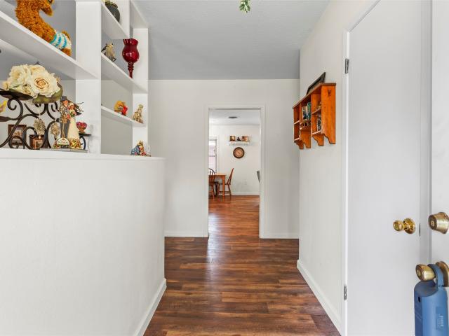 131 S Highland Terrace