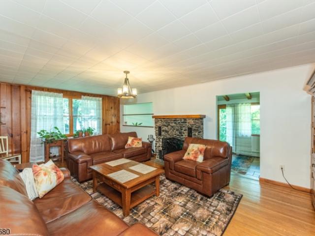 131 S Ridgedale Ave
