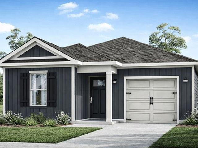 131 Sagebrush Dr, Headland, AL 36345