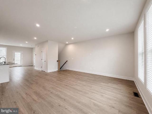 131 Sapphire Street