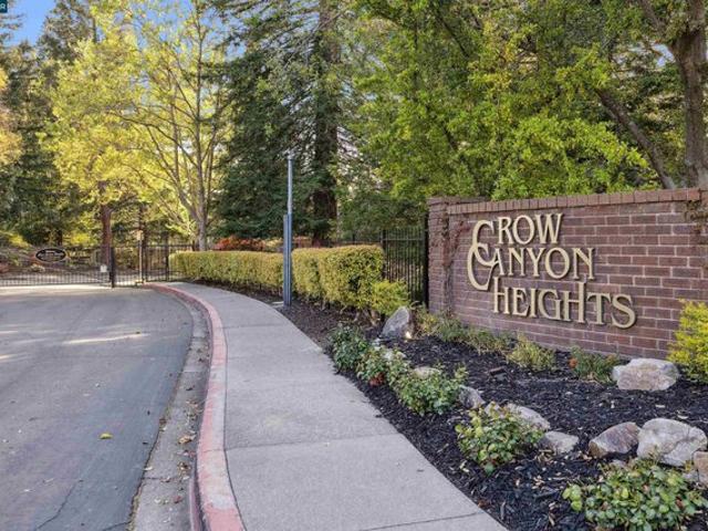 131 Shoshone Ct, Danville, CA 94526