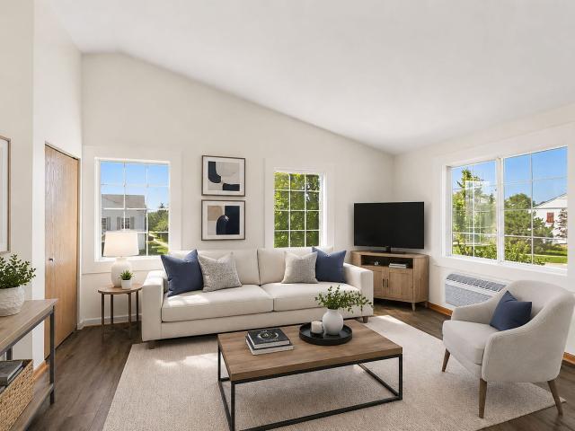 131 Silverstone Drive # 4