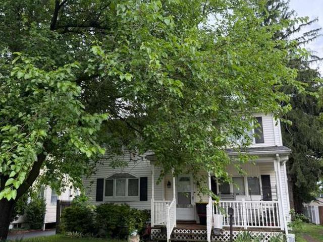 131 Summit Avenue