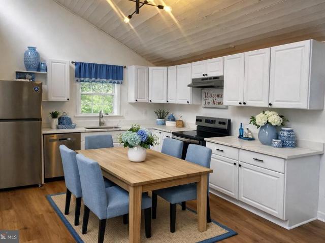 131 Pot Luck Road