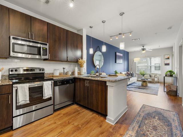 131 Ponce 2 Bedroom Apartment for Rent at 131 Ponce De Leon Ave Ne, Atlanta, GA 30308 Midtown