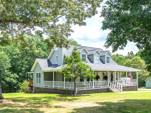 131 Pin Oaks Ln, Hohenwald, TN 38462 | MLS #2944 | Compass