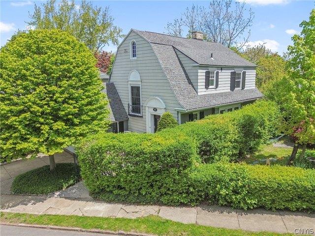 131 Robineau Rd, Syracuse, NY 13207
