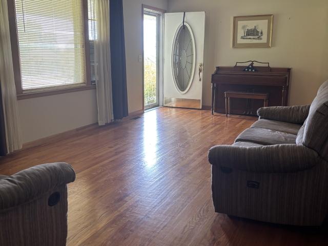 131 Robinhood Cir