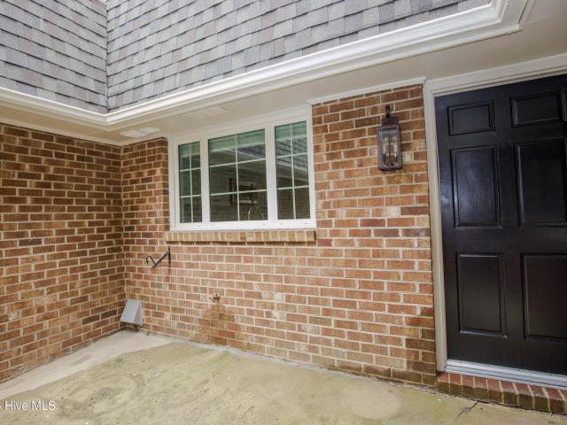 131 Racquet Lane