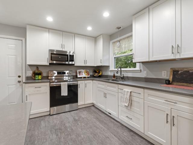 131 Rebecca Dr