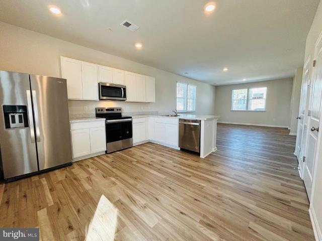 131 Riverwalk Terrace