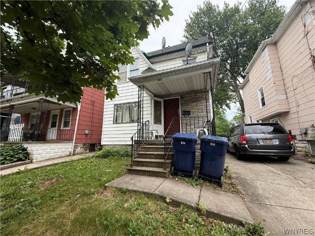 131 Riverside Avenue
