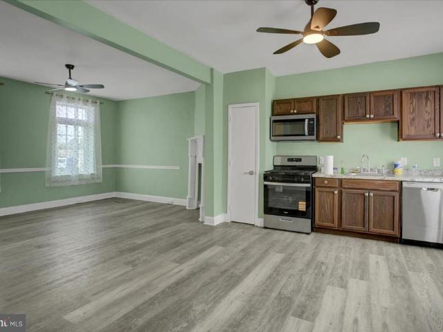 131 W Church Street