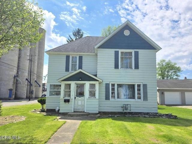 131 W Maple St, Deshler, OH 43516