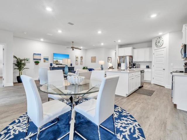 131 W Oak Trees Ln, Freeport, FL 32439