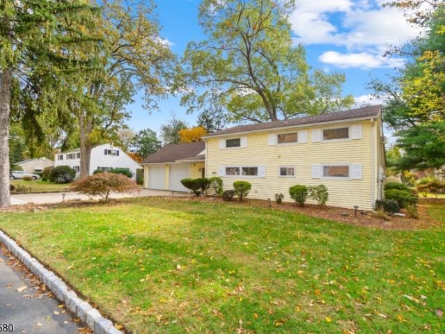 131 Woodland Rd