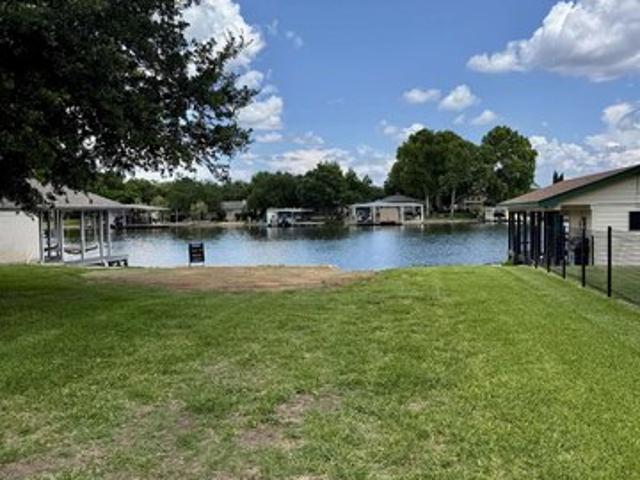 131 Web Isle Dr, Granite Shoals, TX 78654