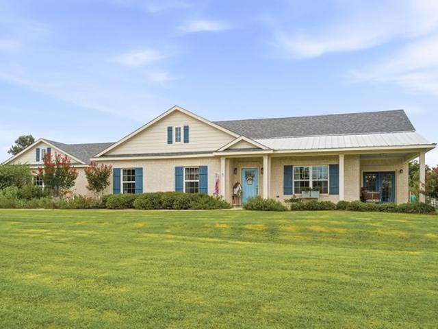 131 Whispering Winds Dr, Gunter, TX 75058