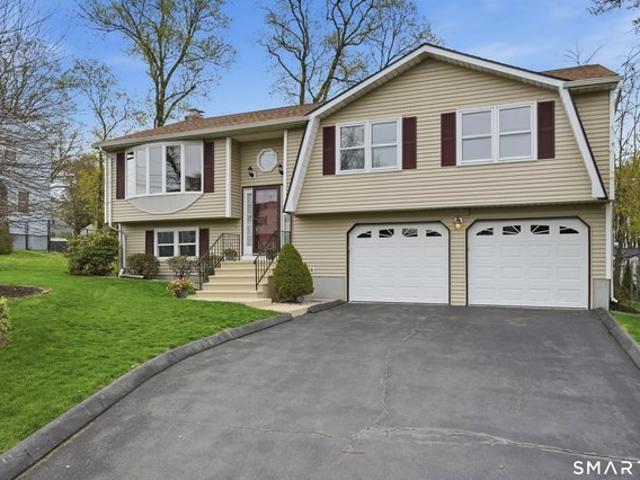 131 Torkom Dr, New Britain, CT 06053