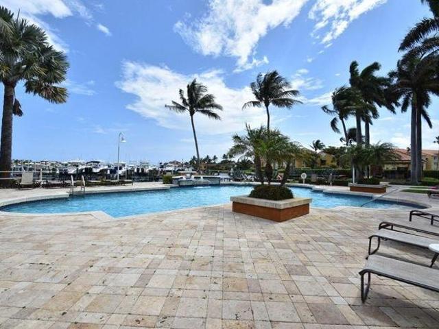 131 Yacht Club 110 Way Unit #110 Hypoluxo, FL 33462