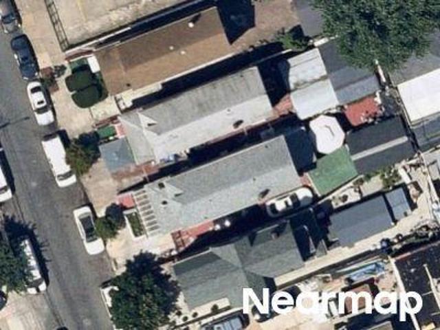 131st St