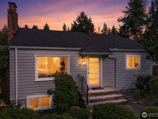 13240 3rd Ave NW, Seattle, WA 98177