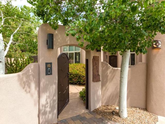 13240 Moondance Pl NE, Albuquerque, NM 87111