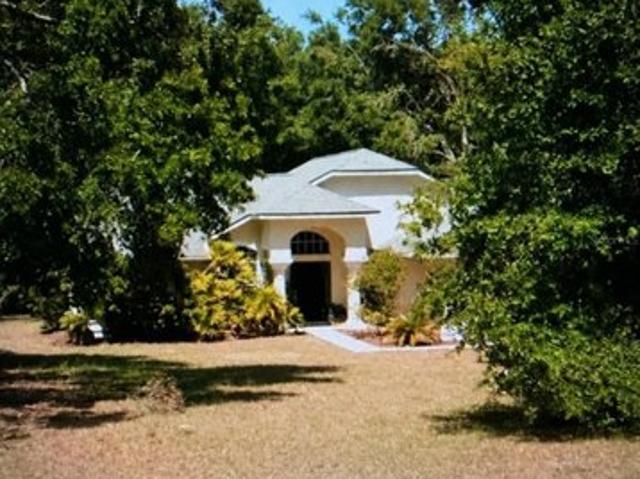 13247 Riada Way, Dade City, FL 33525