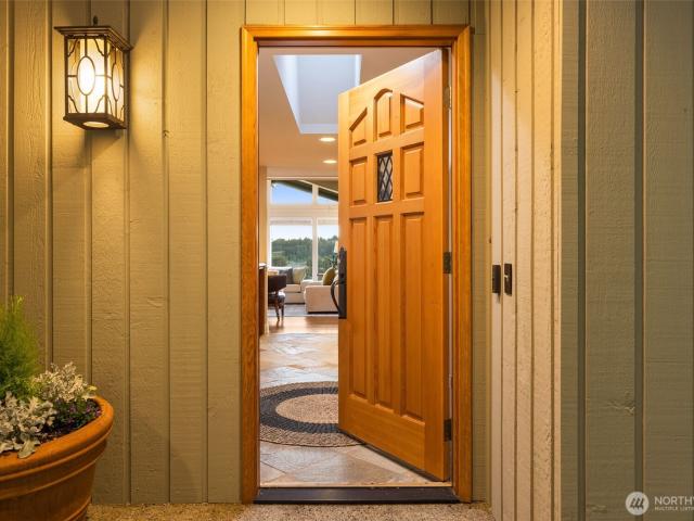 13244 Woodinville Redmond Road NE