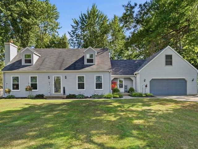 13245 Dempsey Rd, Saint Charles, MI 48655