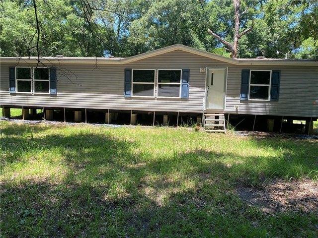 13245 N Forest Dr E, Axis, AL 36505