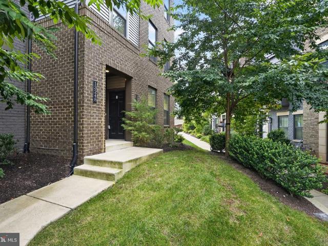 13246 Lake Woodland Way # 5A