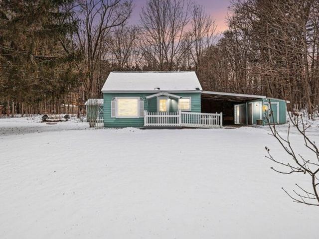 13249 Algoma Ave NE, Cedar Springs, MI 49319