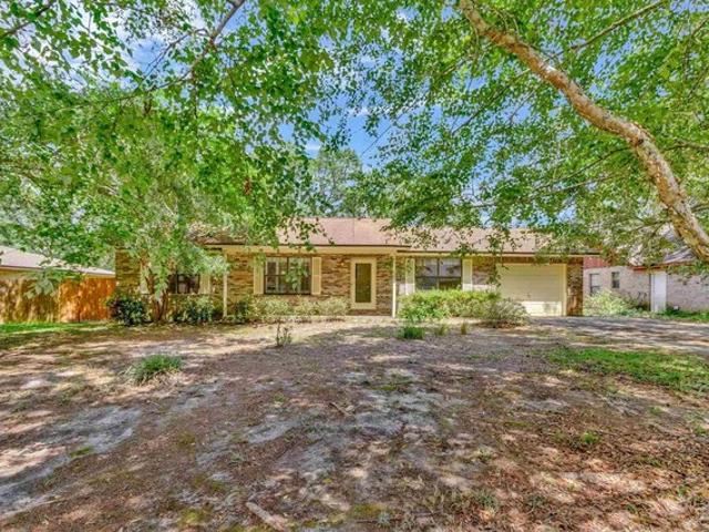 1324 Bayshore Ter, Gulf Breeze, FL 32563