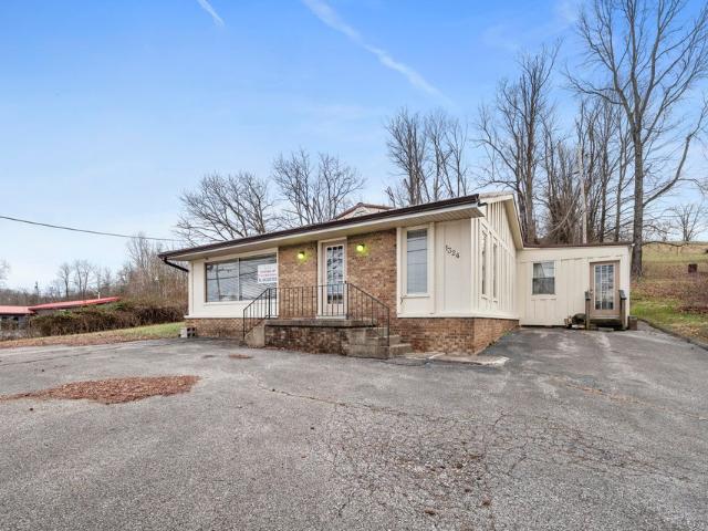 1324 Cannonsburg Road