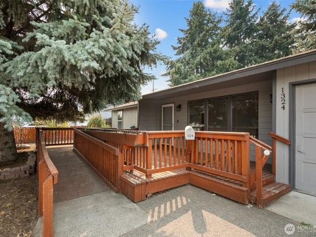1324 Cascade St, Wenatchee, WA 98801